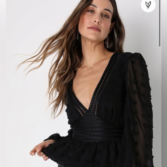 Lulus | Tops | Lulus Xs Blouse In Black Beautiful Sheer Sleeves And ...